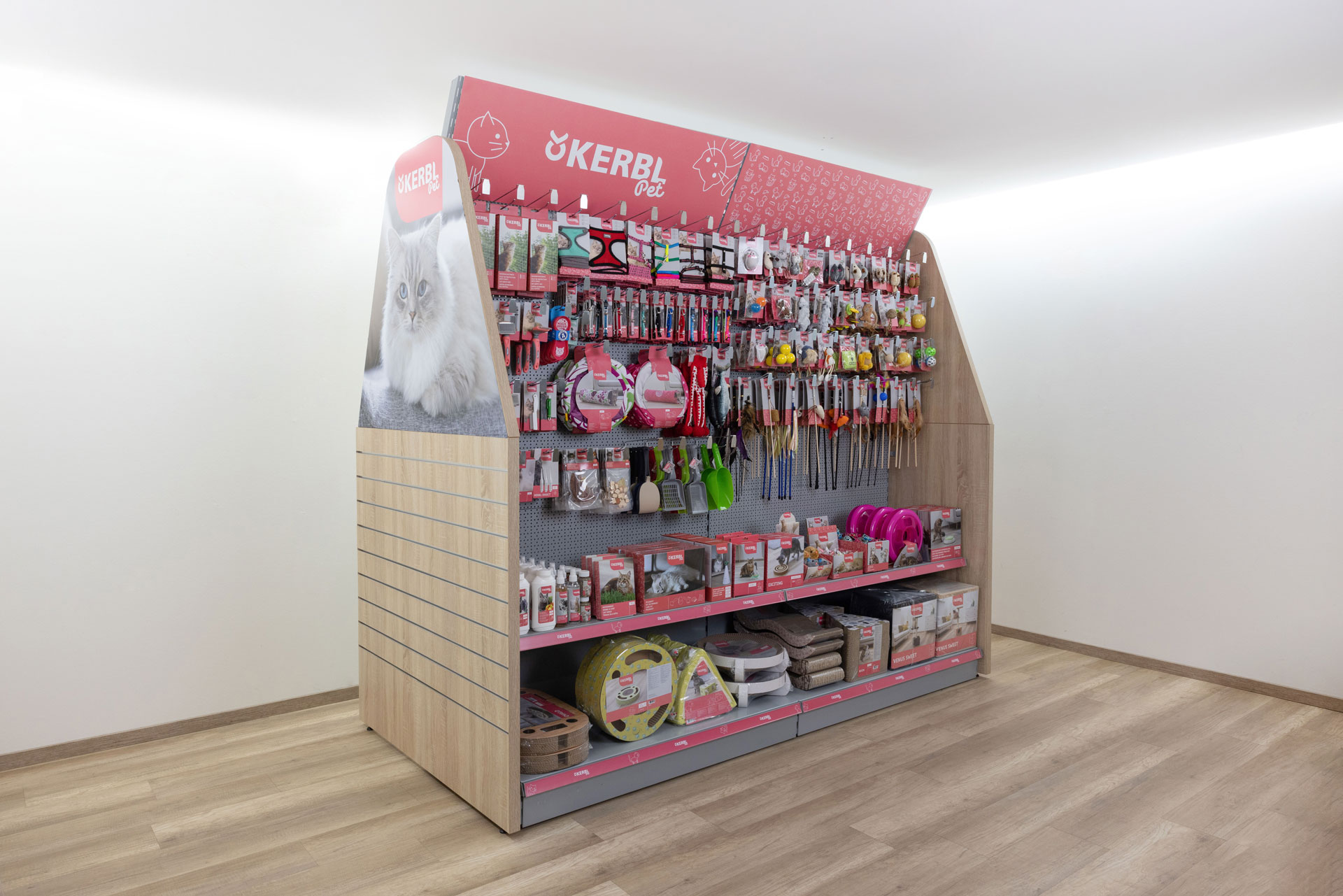 Retailer: Individual shelving solutions for pet products Kerbl Pet
